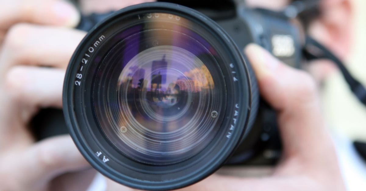 What Camera Lens is Closest to the Human Eye? - 2025 Complete Guide